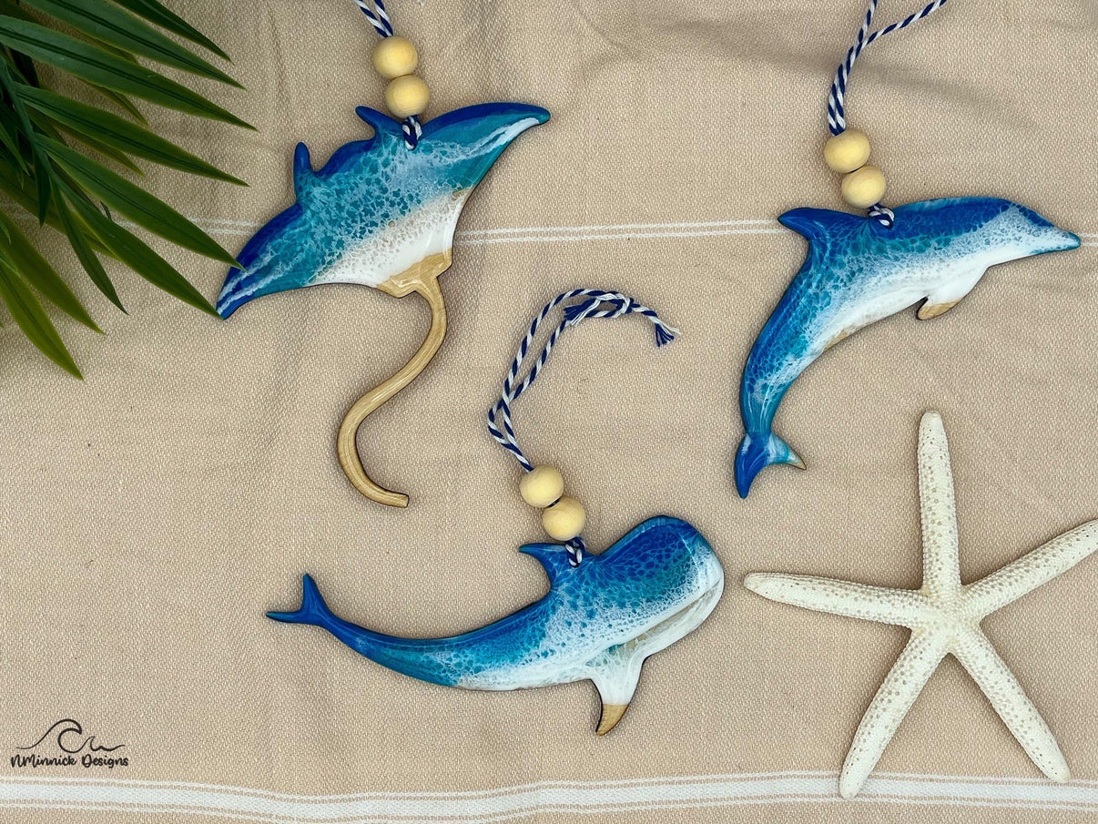 Manta Ray Ocean Resin Ornament – NMinnickDesigns